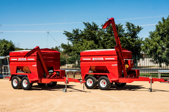 Bromar Multifeeder: Versatile Twin-Bin Agricultural Feeder